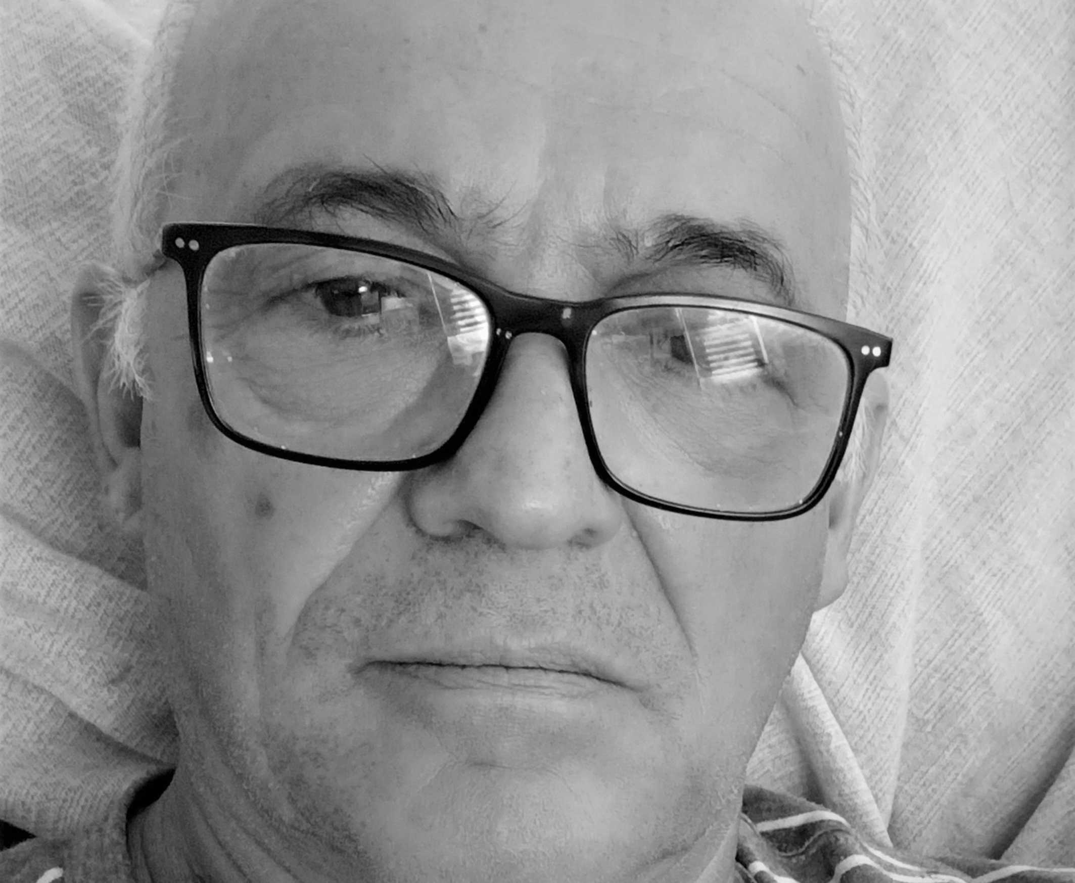 Έξω φρενών… | Philenews