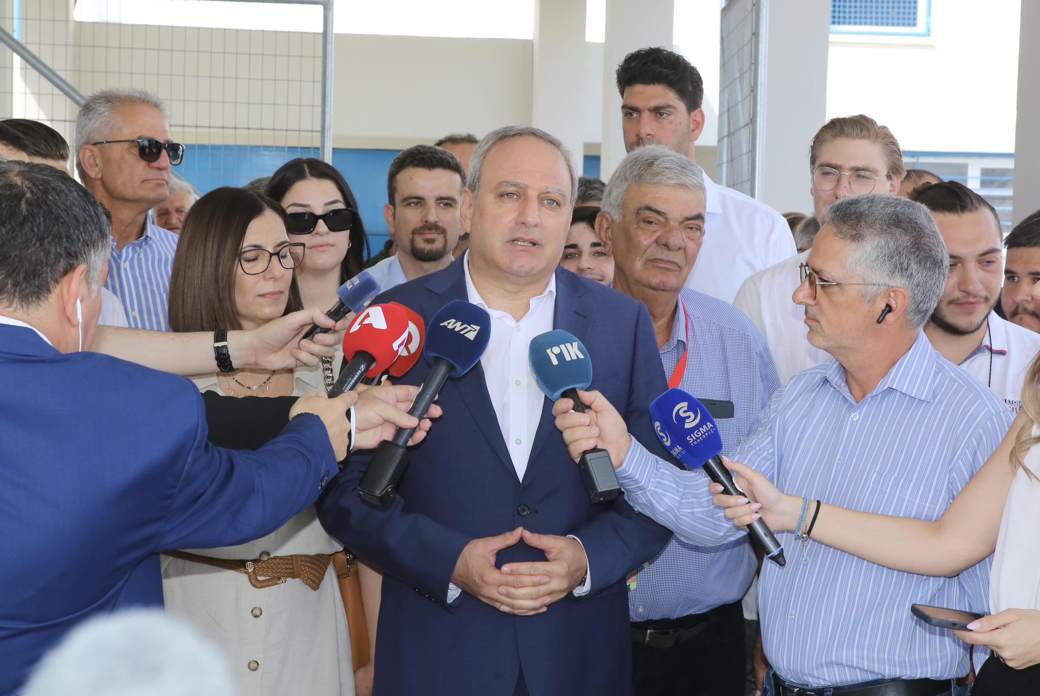 «Τώρα είναι η ώρα των πολιτών» - Ψήφισε ο ΓΓ του ΑΚΕΛ Στέφανος Στεφάνου ...
