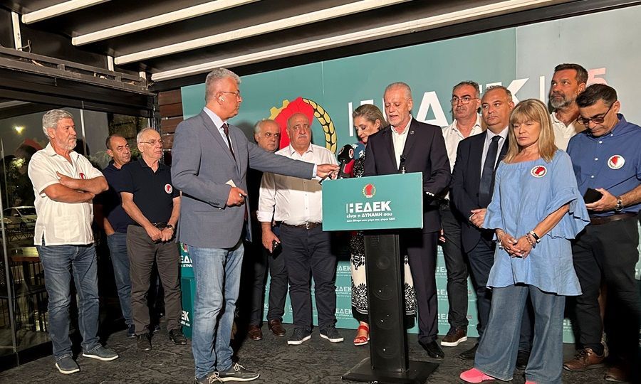 ΕΔΕΚ: Επανέρχεται για παραίτηση Μαρίνου Σιζόπουλου ο Σάββας Ηλιοφώτου