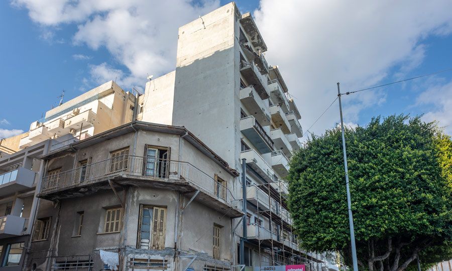 Στο έλεος του Θεού οι επικίνδυνες οικοδομές - Όταν προκύψουν τα πρώτα ...