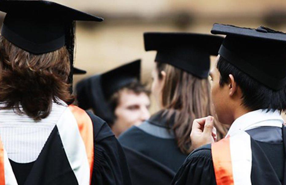 Ανεργία 5% στους αποφοίτους πανεπιστημίου