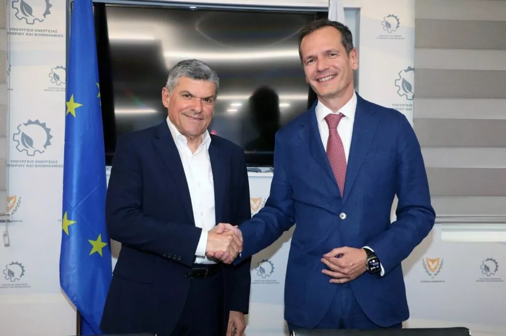 Ηλεκτρική Διασύνδεση: Στα χέρια του Υπουργού Ενέργειας η μελέτη | Philenews