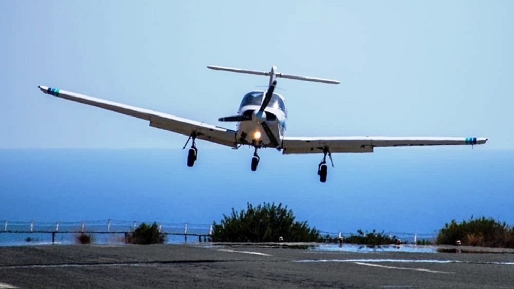 Πολλές αεροπορικές αναστέλλουν πτήσεις προς και από Λίβανο | Philenews