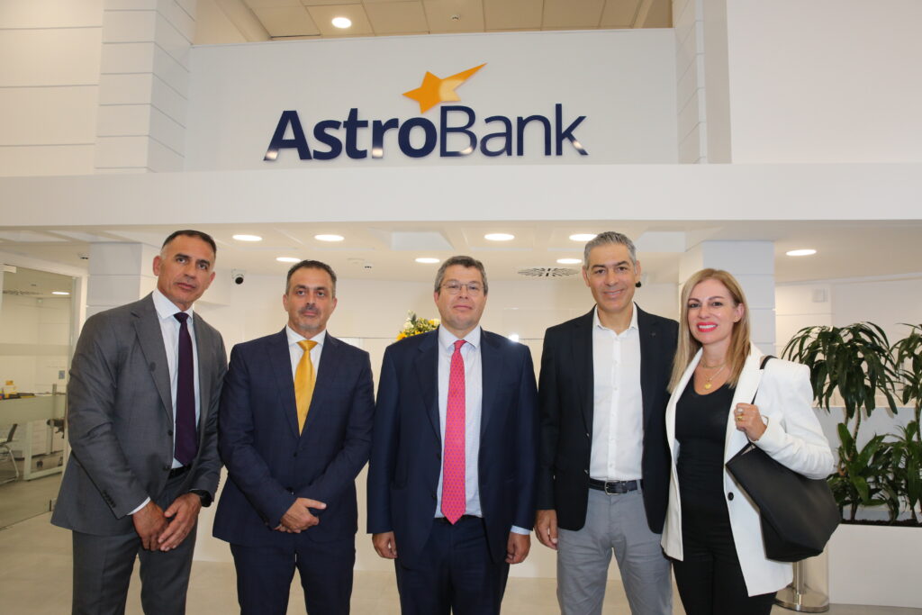 Εγκαινιάστηκε το νέο κατάστημα της AstroBank στο Δάλι | Philenews