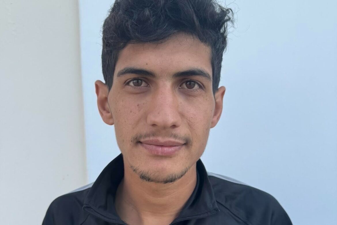 Χάθηκαν τα ίχνη 17χρονου - Μήπως τον έχετε δει; (εικόνα) | Philenews