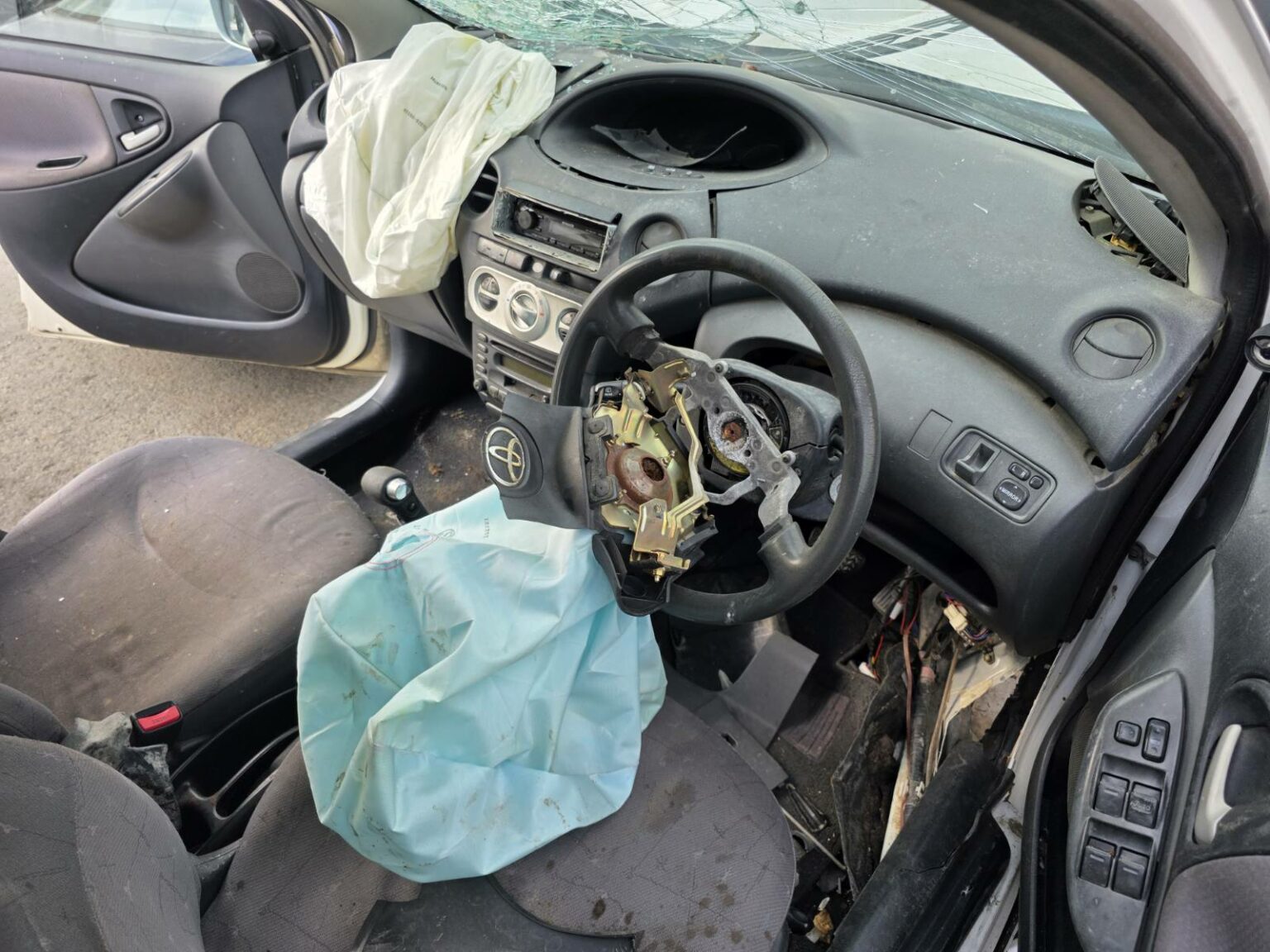 Takata: Παραλίγο νέα τραγωδία - Γλίτωσε λόγω ύψους ο οδηγός