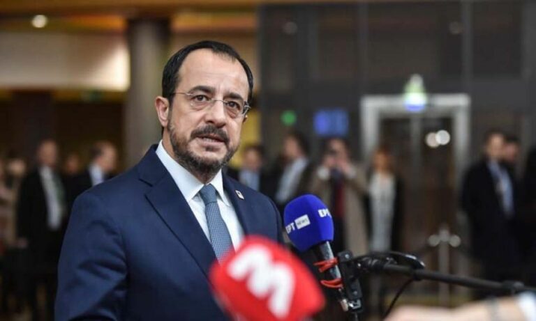 Πρόεδρος: Ετοιμοι να συζητήσουμε θαλάσσια σύνορα με Τουρκία