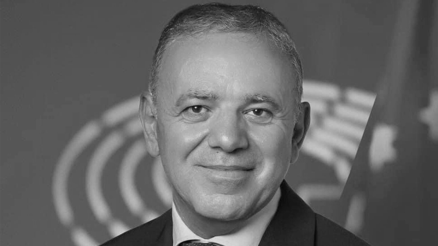 Η πολιτική του «ΕΛΙΑΜΕΠ» στις Ευρωτουρκικές σχέσεις | Philenews
