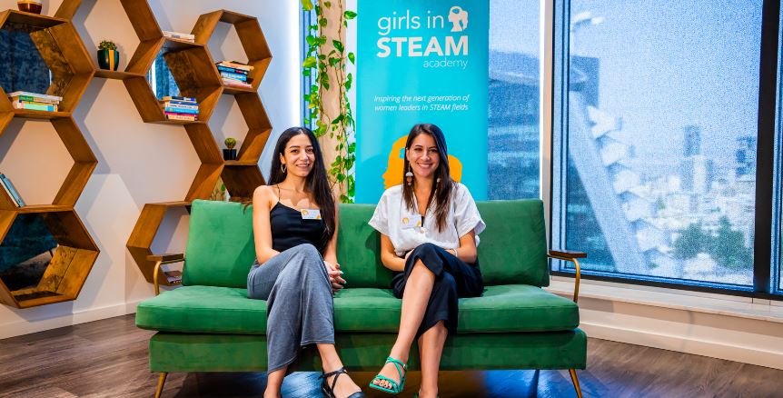 «ΕΤΟΙΜΕΣ»: Νέο πρόγραμμα για γυναίκες από το Girls in STEAM Academy με ...