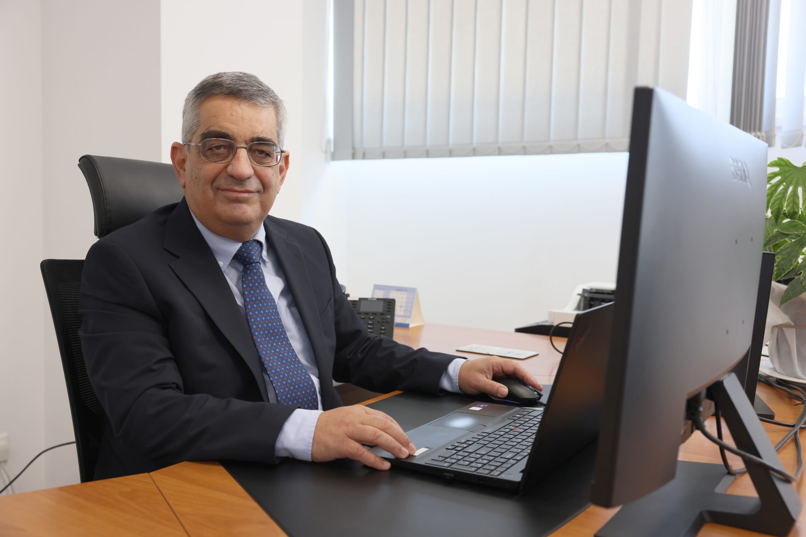 Ηλεκτρονική υγεία και στην Κύπρο - Συνέντευξη Κ. Παττίχη | Philenews