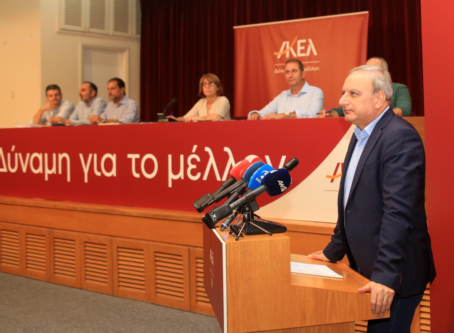 Μήνυμα Στεφάνου σε Νικόλα και Οδυσσέα για Ειρήνη και Κώστα