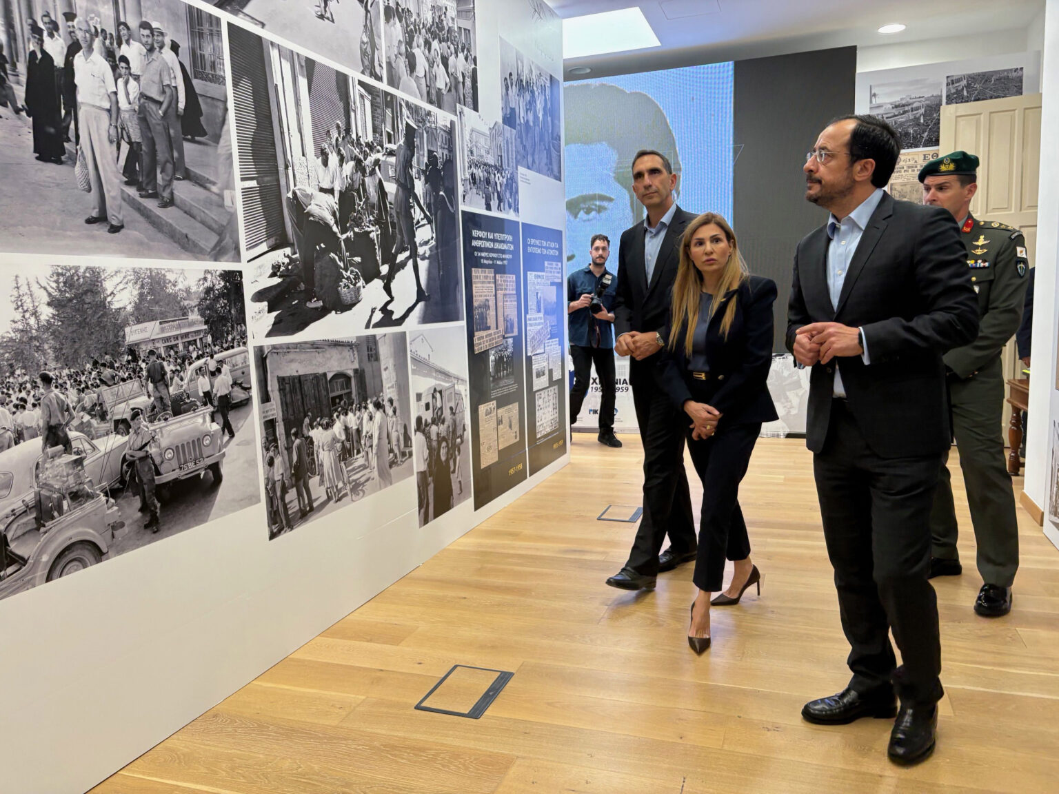 Πρόεδρος: Πώς σχολιάζει την ενόχληση Έρχιουρμαν