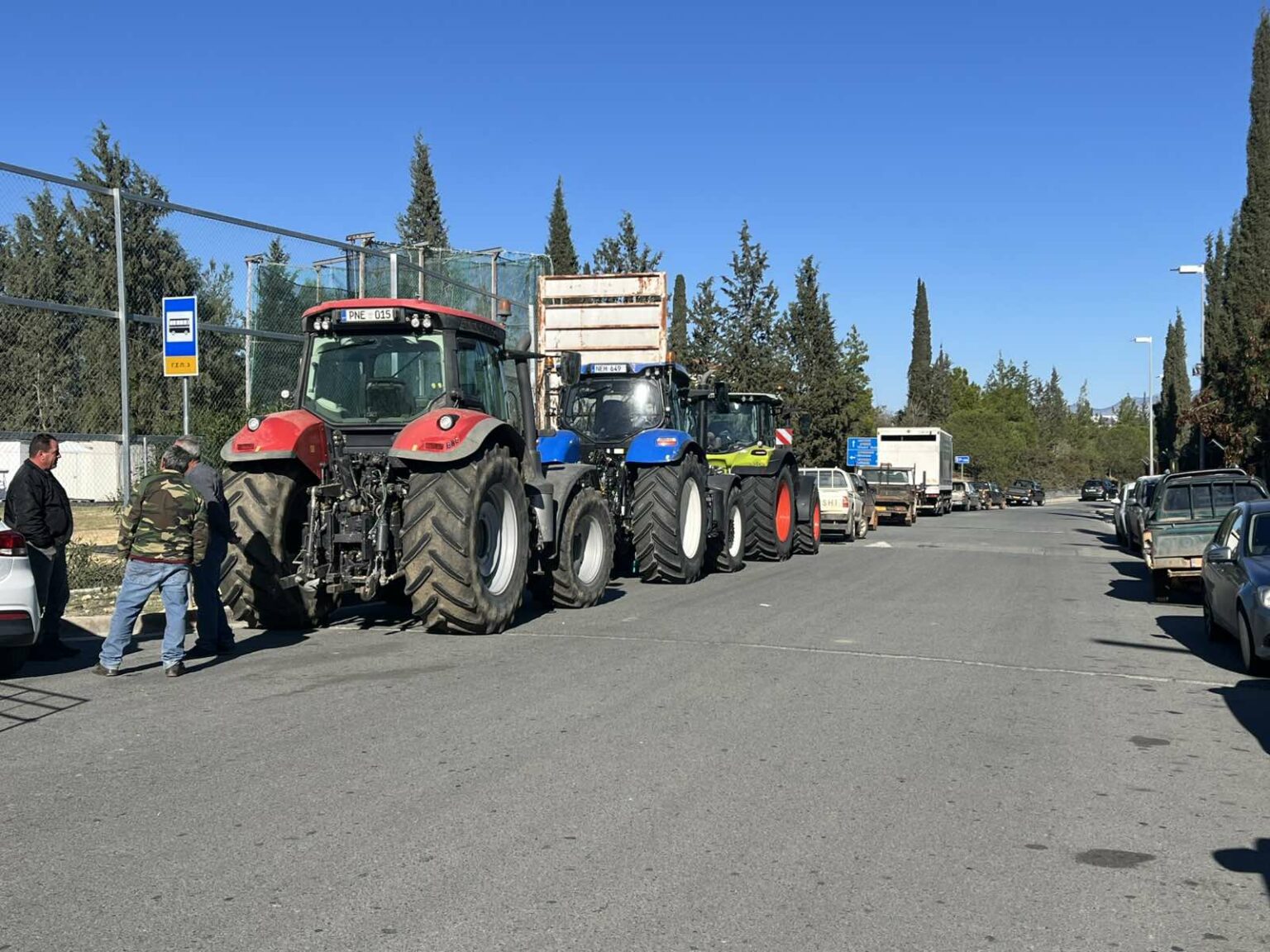 Γεωργοί: Διαμαρτυρία με τρακτέρ - Αγωνία από τον αγροτικό κόσμο