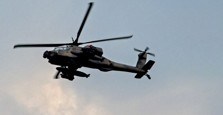 ΗΠΑ: Πώληση 30 επιθετικών ελικοπτέρων Apache στο Ισραήλ