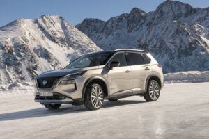 Ο Όμιλος Πηλακούτα φέρνει το Nissan X-Trailπιο κοντά σε κάθε οικογένεια ...